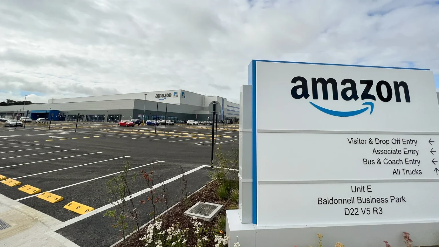Approximately 300 Amazon Jobs in Ireland Threatened by Global Layoffs ...