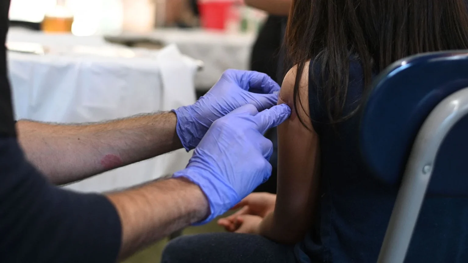 US scales back broad vaccine recommendations for four childhood ...