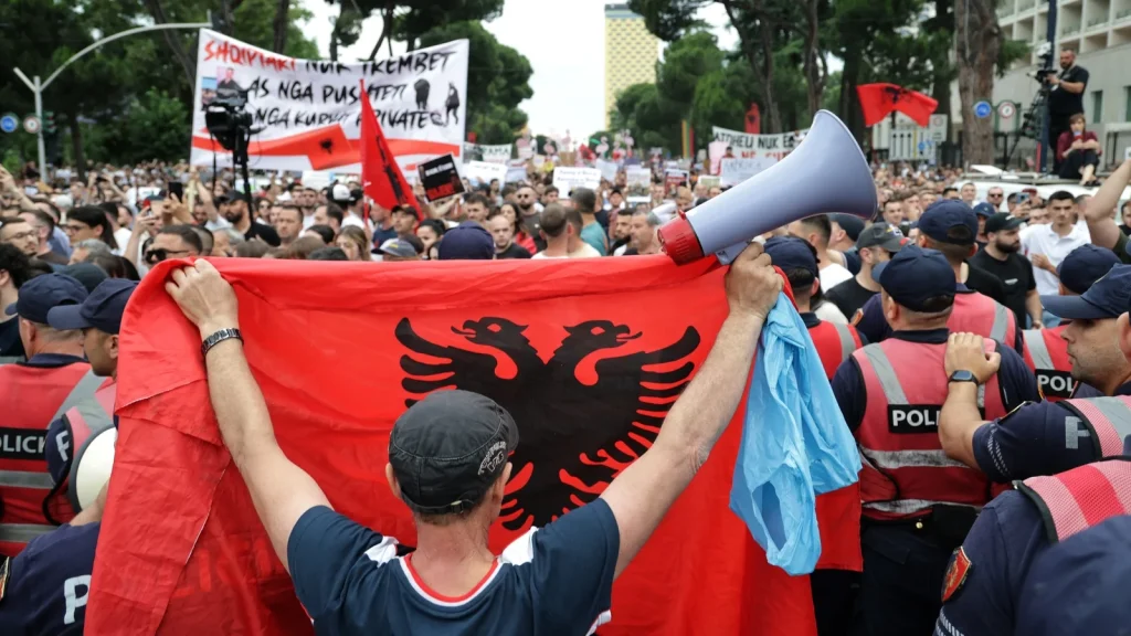 Albanians rally against Kushner-linked luxury resort development plans ...